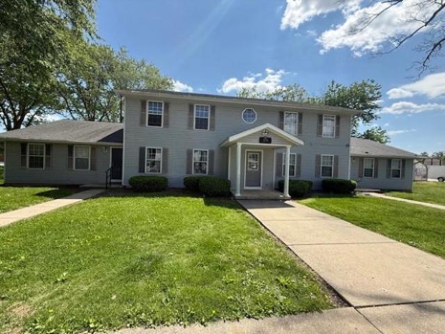 2 Br, 1 bath, Condo 1200 E St Rte 140