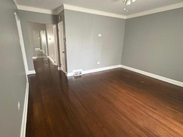 2 Br, 1 bath, Condo 12014 S Lasalle St