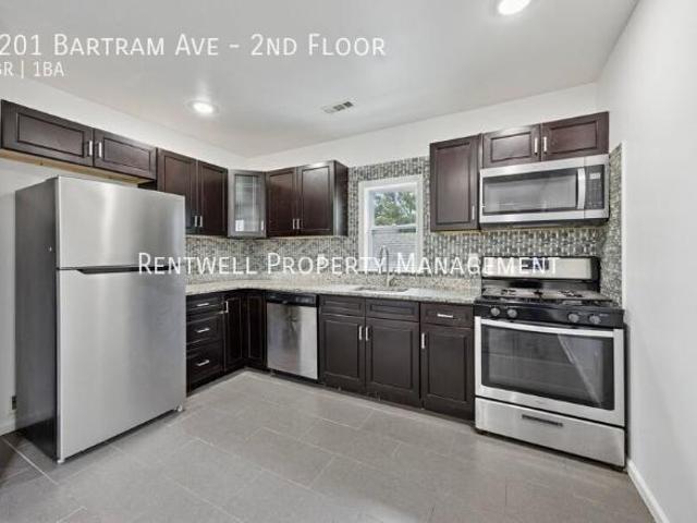 2 Br, 1 bath, Condo 1201 Bartram Ave