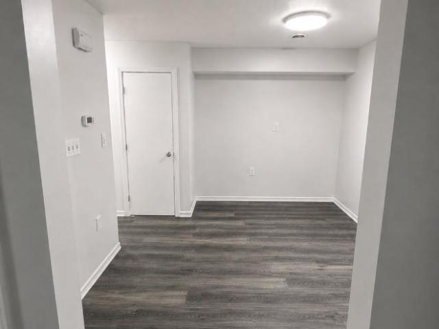 2 Br, 1 bath, Condo 1201 Clement Street