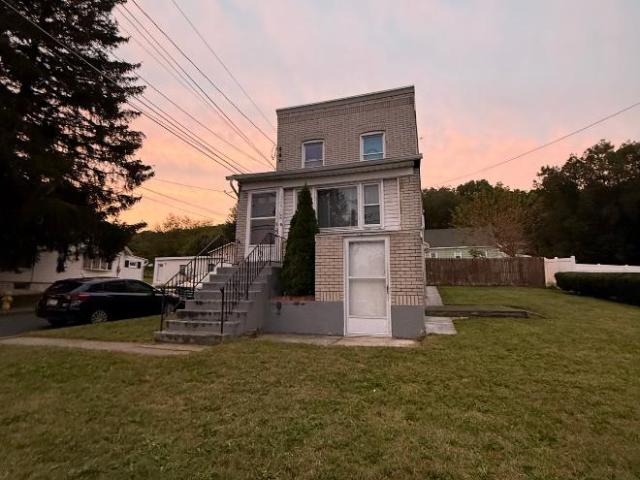 2 Br, 1 bath, Condo 1201 Lehigh Ave