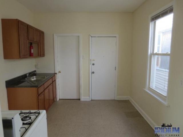 2 Br, 1 bath, Condo 120 Norwood