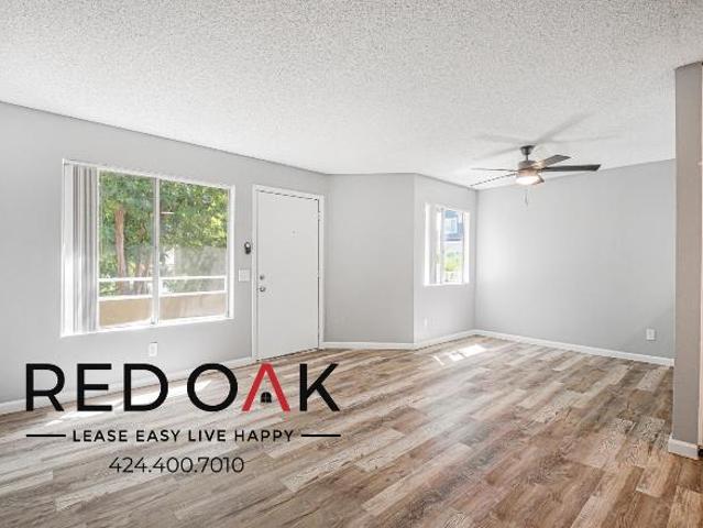 2 Br, 2 bath, Condo 1215 D St