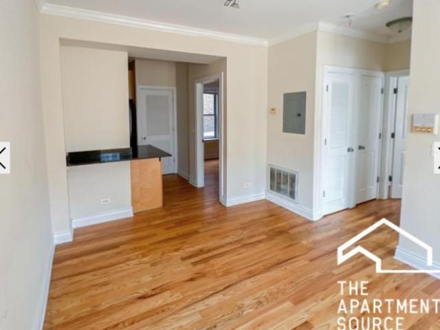 2 Br, 1 bath, Condo 1216 West Waveland Ave