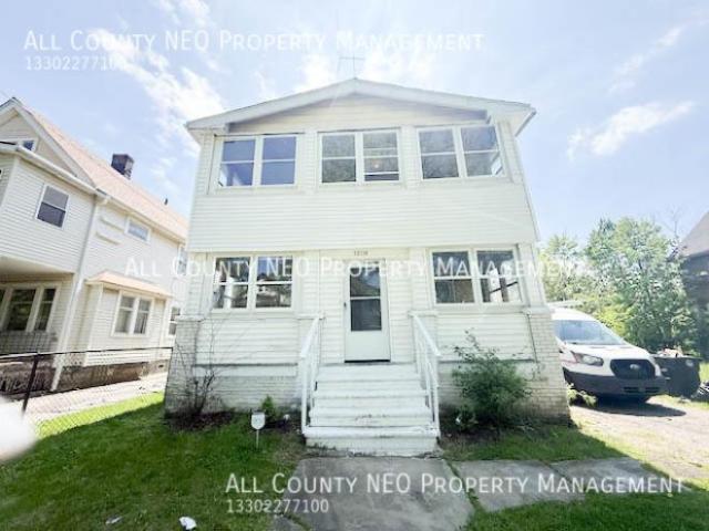 2 Br, 1 bath, Condo 12114 Soika Ave