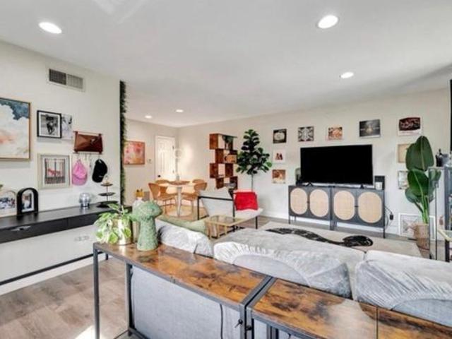 2 Br, 1 bath, Condo 12115 Wintergreen Drive