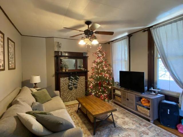 2 Br, 1 bath, Condo 1211 Harrison Ave