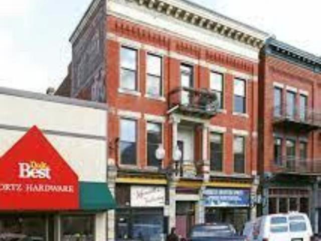 2 Br, 1 bath, Condo 121 South Pennsylvania Ave