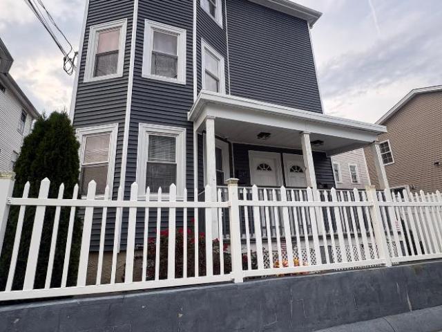 2 Br, 1 bath, Condo 121 Stanwood St