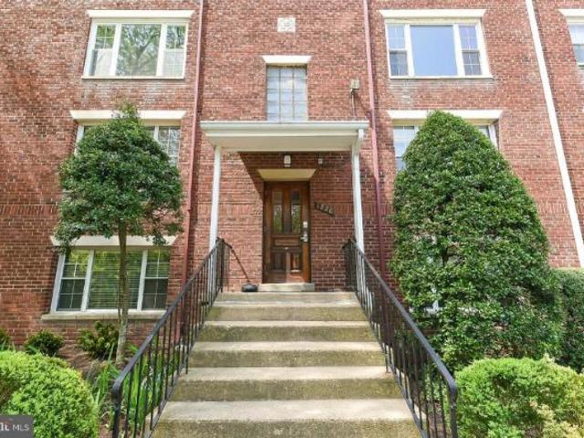 2 Br, 1 bath, Condo 1220 N Meade St