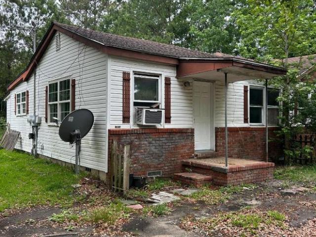 2 Br, 1 bath, Condo 1221 Session St