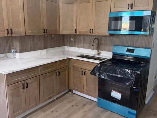 2 Br, 1 bath, Condo 1222 S Karlov Ave