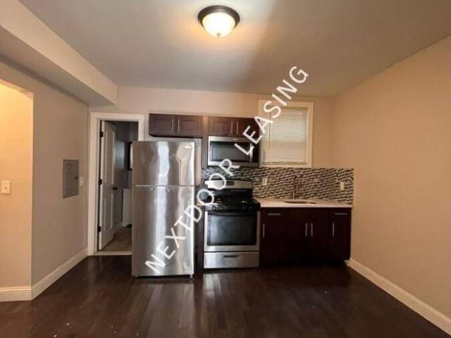 2 Br, 1 bath, Condo 122 Virginia Ave