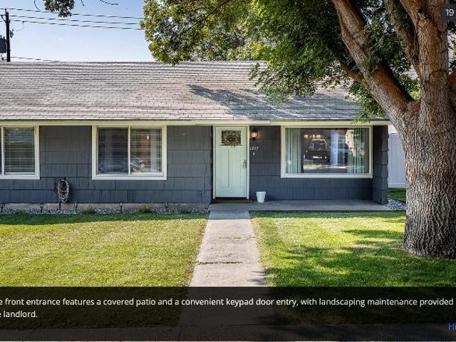 2 Br, 1 bath, Condo 1235/1237 Montana Street