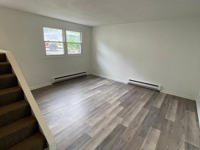 2 Br, 1 bath, Condo 1239 Zwick Ave