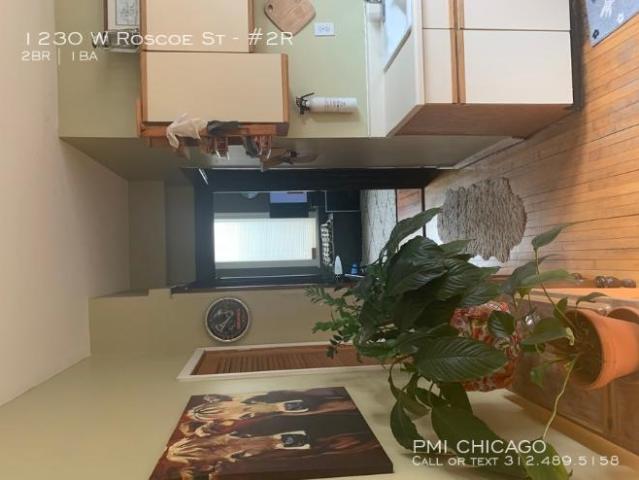 2 Br, 1 bath, Condo 1230 W Roscoe St