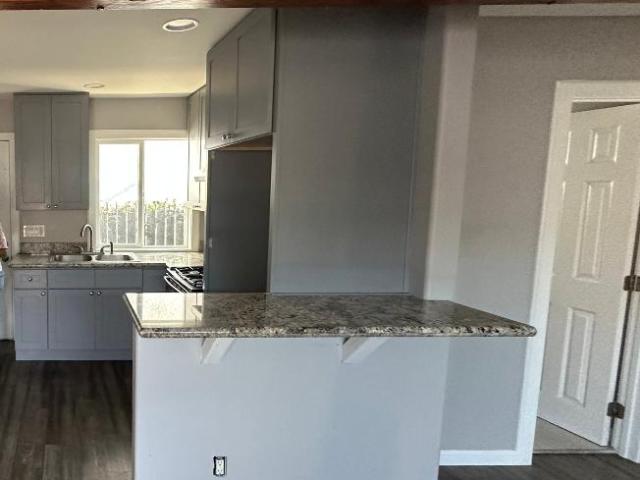 2 Br, 1 bath, Condo 12459 1/2 Rose Ave