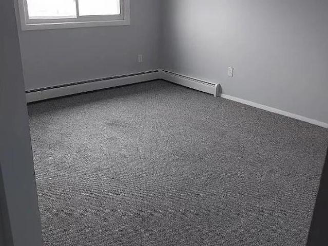 2 Br, 1 bath, Condo 124 Ash St