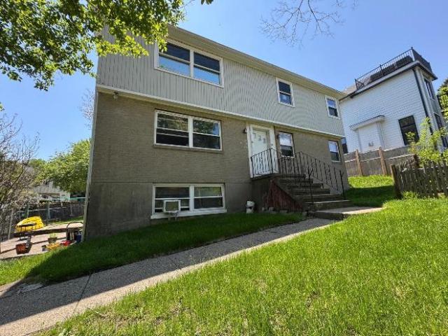 2 Br, 1 bath, Condo 124 Nonantum Rd