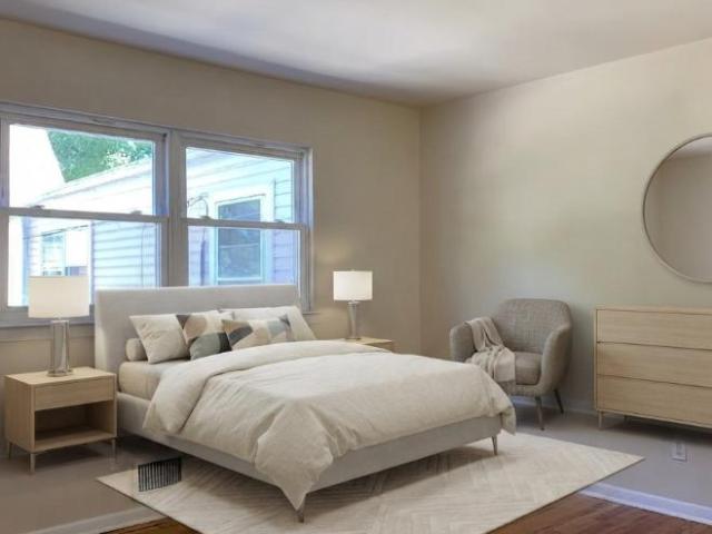2 Br, 1 bath, Condo 1251 Milton Pl