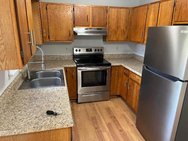 2 Br, 1 bath, Condo 125 Atwood Dr