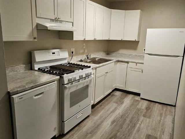 2 Br, 1 bath, Condo 126 S Franklin Street