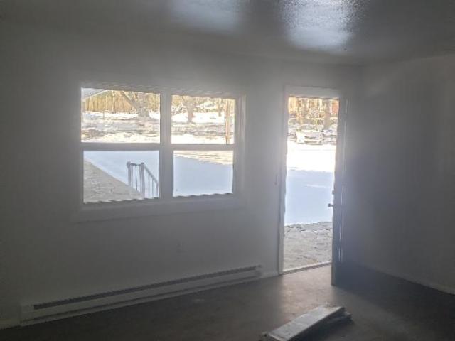 2 Br, 1 bath, Condo 127 Hilltop Circle