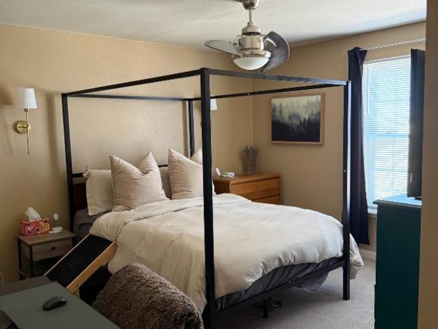 2 Br, 1 bath, Condo 12884 Ironstone Way