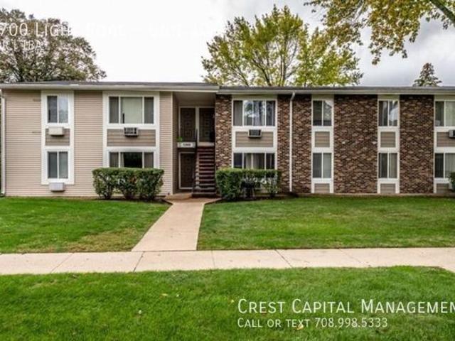 2 Br, 1 bath, Condo 1300 Light Road