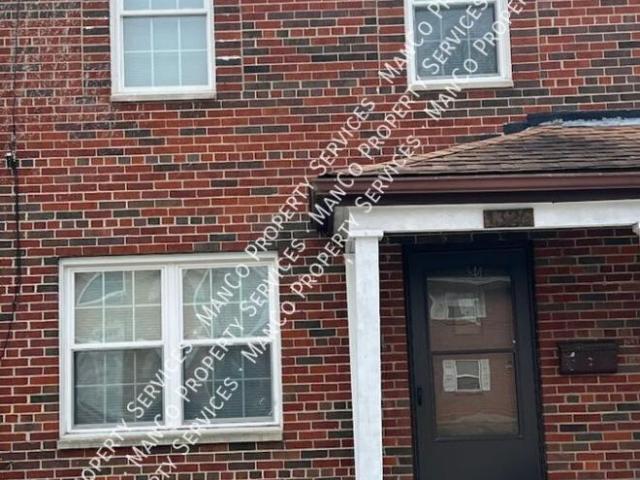 2 Br, 1 bath, Condo 1300 1330 Chardon Ct