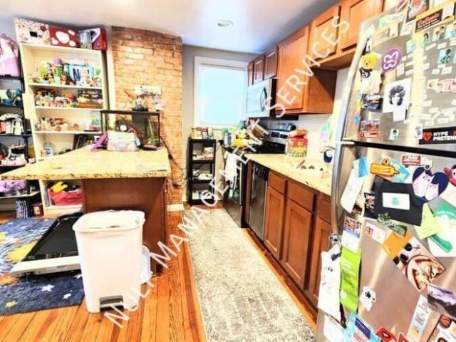 2 Br, 1 bath, Condo 1301 S Braddock Avenue