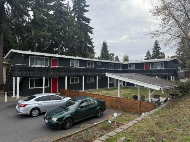 2 Br, 1 bath, Condo 130 Sw 184th Street