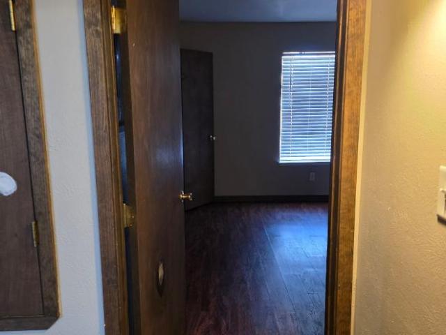 2 Br, 1 bath, Condo 1315 N Twin City Hwy