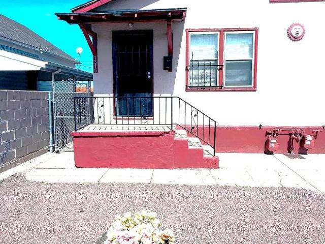 2 Br, 1 bath, Condo 1315 1317 E 4th St