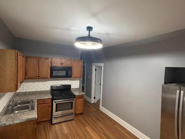 2 Br, 1 bath, Condo 1317 S 51st Ave