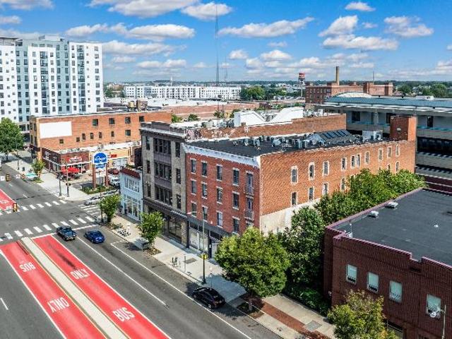 2 Br, 1 bath, Condo 1318 W Broad St