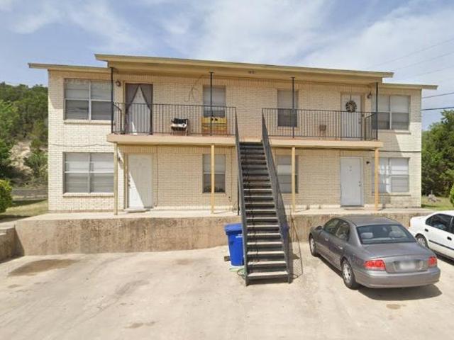 2 Br, 1 bath, Condo 1310 Brown Dr