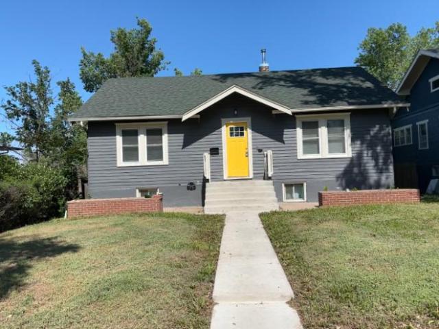 2 Br, 1 bath, Condo 1310 15th Ave