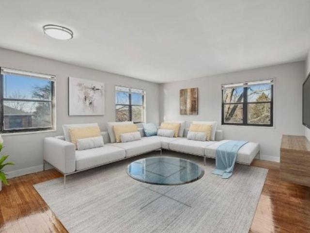 2 Br, 1 bath, Condo 131 Forest Ave