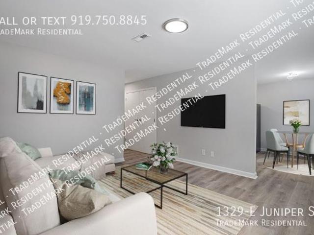 2 Br, 1 bath, Condo 1329 Juniper St