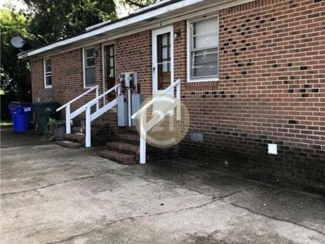 2 Br, 1 bath, Condo 1336 E Balview Avenue
