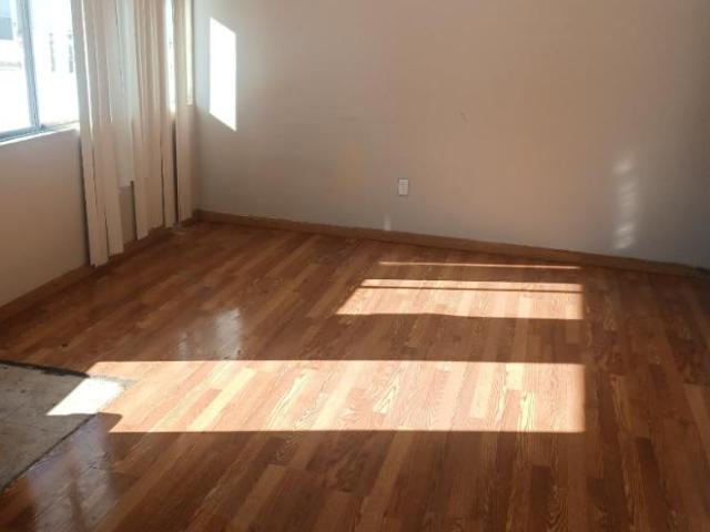 2 Br, 1 bath, Condo 1331 1333 Thurston St