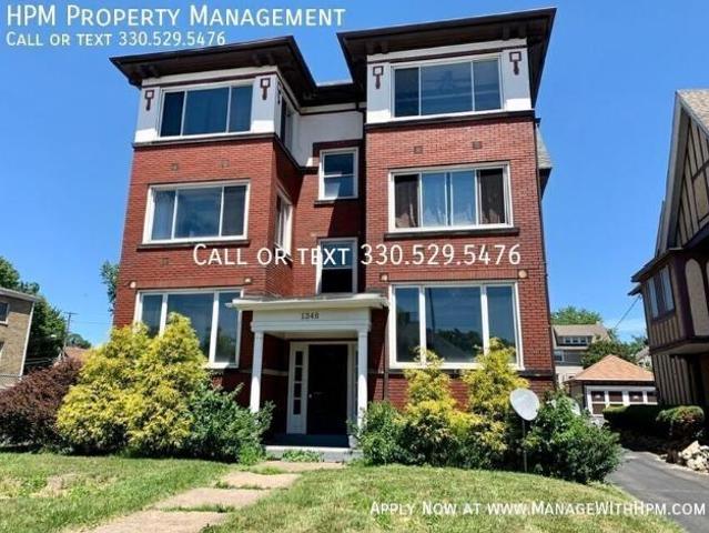 2 Br, 1 bath, Condo 1348 Cleveland Ave NW