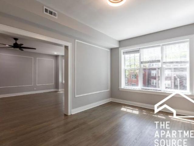 2 Br, 1 bath, Condo 1356 West Carmen Ave