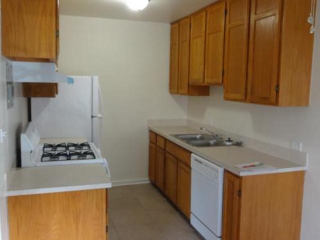 2 Br, 1 bath, Condo 1350 Fillmore St
