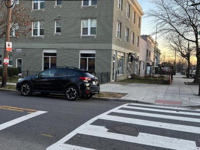 2 Br, 1 bath, Condo 1352 Longfellow St NW