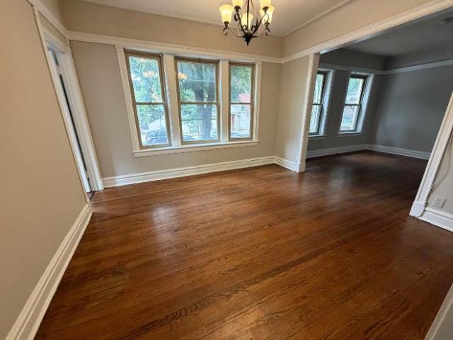2 Br, 1 bath, Condo 1352 West Berwyn