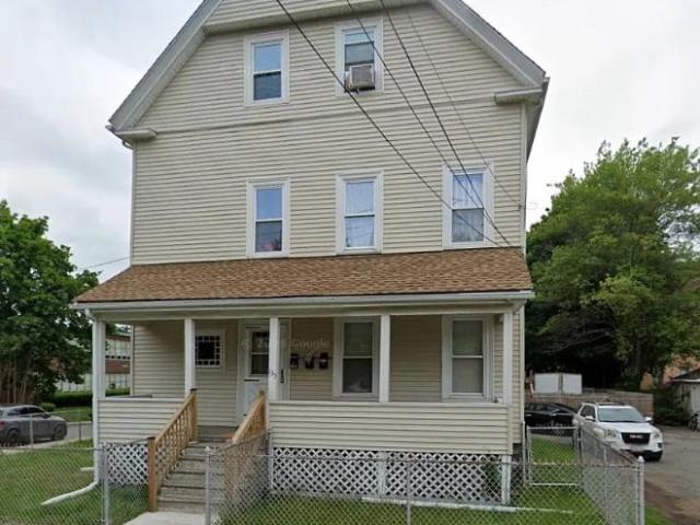 2 Br, 1 bath, Condo 135 Readville St