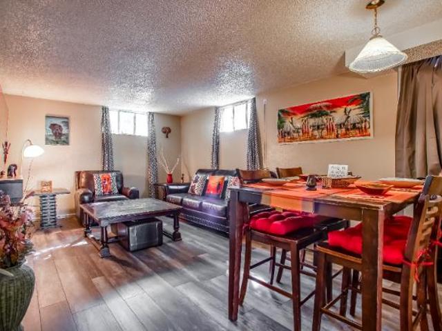 2 Br, 1 bath, Condo 17 Yosemite St