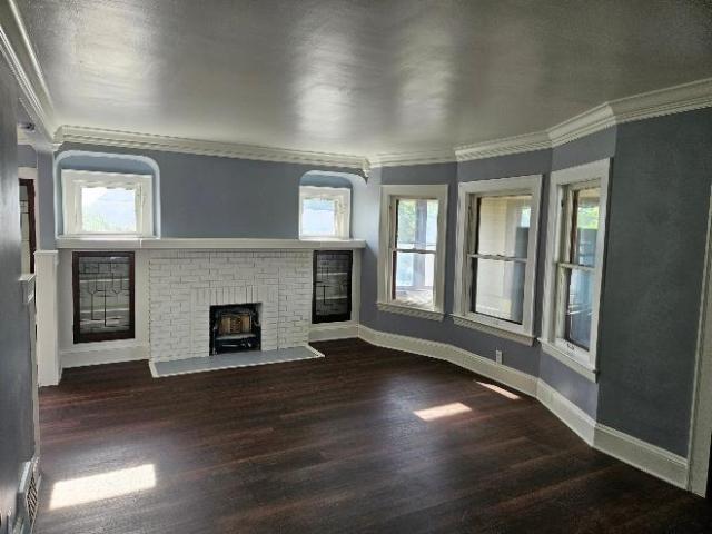 2 Br, 1 bath, Condo 14014 Edgewood Avenue